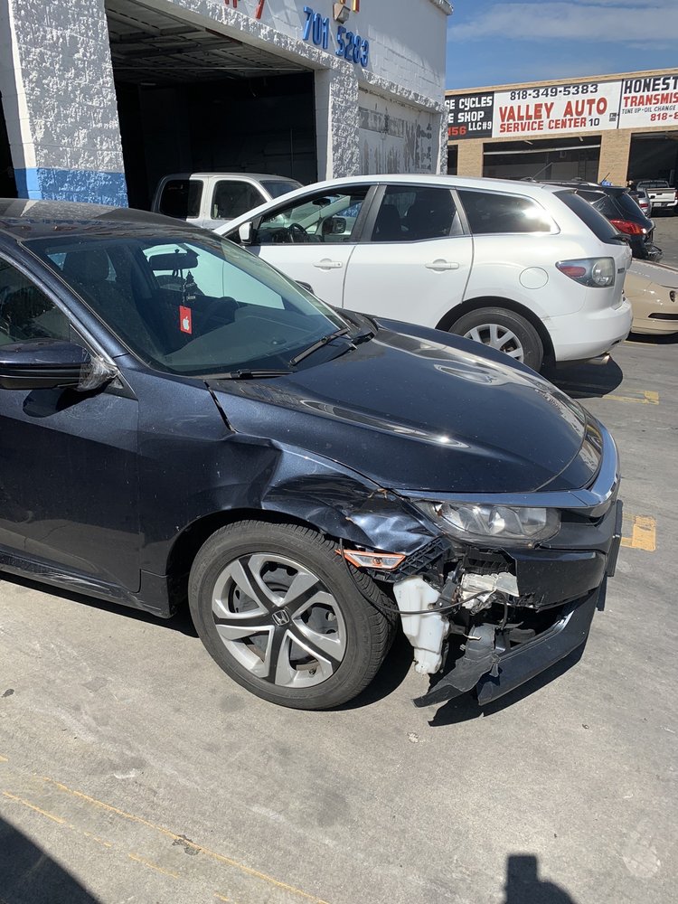 MOISES AUTO BODY & PAINT - 32 Photos & 20 Reviews - 19545 Parthenia St ...