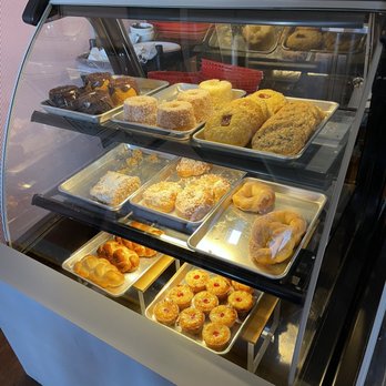 AMOR EM PEDACOS BAKERY - Updated January 2025 - 264 Photos & 210 ...