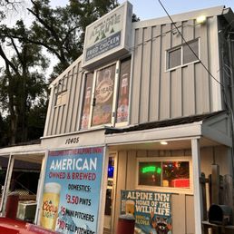 ALPINE INN - Updated September 2025 - 242 Photos & 152 Reviews - 10405 ...