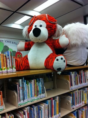 LA COUNTY LIBRARY - WALNUT LIBRARY - Updated October 2025 - 22 Photos ...