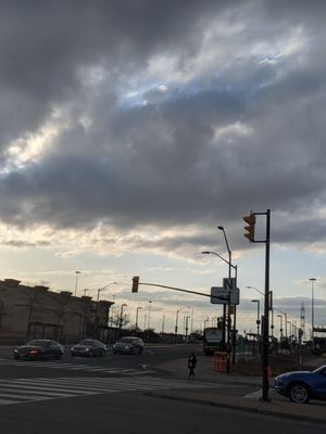 SQUARE ONE GO BUS TERMINAL - Updated December 2025 - Station Gate Road ...