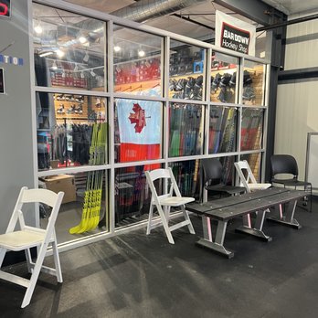 RENO ICE COMMUNITY ICE ARENA - Updated October 2025 - 79 Photos & 33 ...