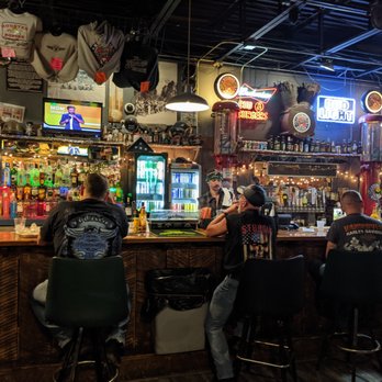 THE KNUCKLE SALOON - Updated July 2024 - 132 Photos & 138 Reviews - 931 ...