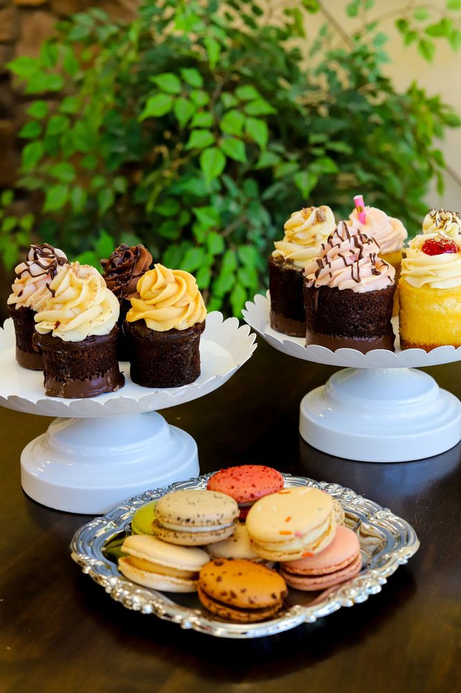 THE CUPCAKE SHOPPE AND BAKERY - Updated January 2026 - 116 Photos & 128 ...