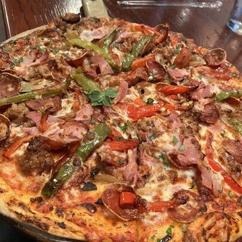 RUSTY BUCKET RESTAURANT AND TAVERN - Updated September 2025 - 195 ...