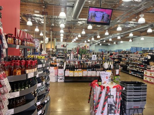 BEVMO! - Updated February 2025 - 21 Photos & 36 Reviews - 2180 148th ...