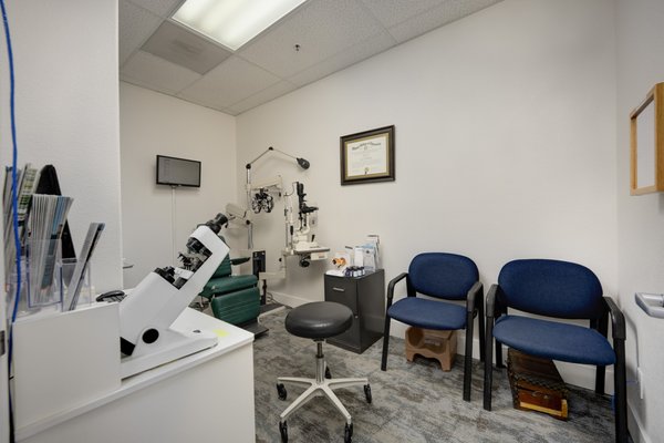 HEALTHY EYES OPTOMETRY - Updated November 2025 - 76 Photos & 83 Reviews ...