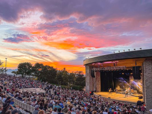 SANDY AMPHITHEATER - Updated December 2025 - 34 Photos & 29 Reviews ...