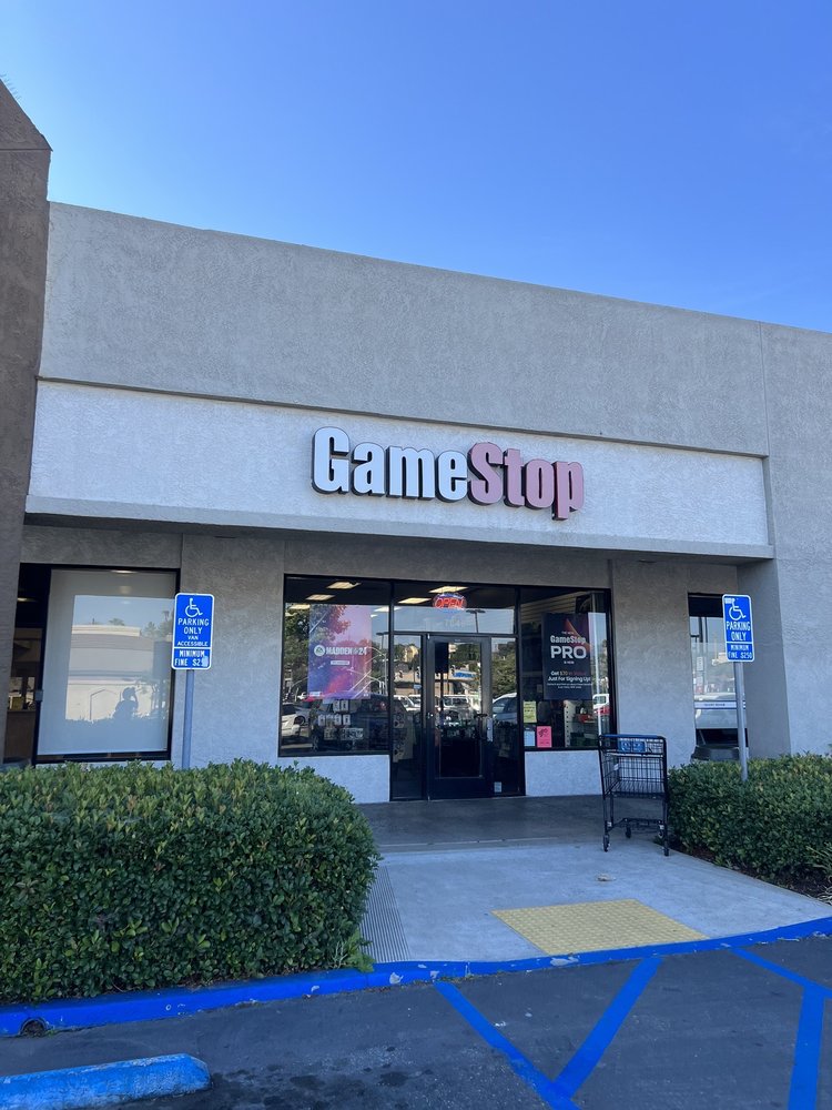 GAMESTOP - Updated November 2025 - 14 Photos & 43 Reviews - 7048 ...