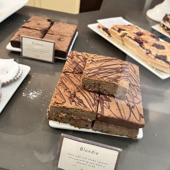 BY THE WAY BAKERY - Updated August 2024 - 164 Photos & 274 Reviews ...