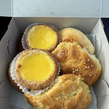 LUNG FUNG BAKERY - Updated November 2024 - 580 Photos & 435 Reviews ...