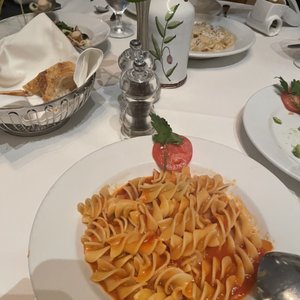 IL GABBIANO - 579 Photos & 776 Reviews - 335 S Biscayne Blvd, Miami, FL ...