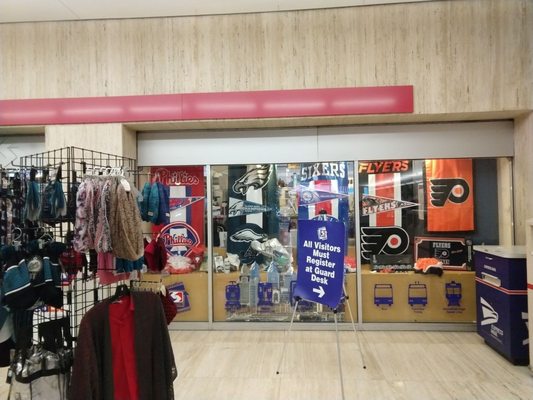 SEPTA TRANSIT STORE - Updated July 2024 - 14 Photos - 1234 Market St ...