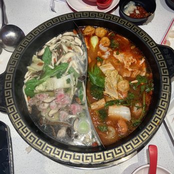 HOT POT HERO - Updated July 2025 - 668 Photos & 463 Reviews - 10045 ...