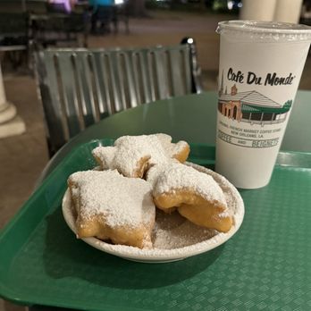 CAFE DU MONDE CITY PARK - Updated February 2025 - 671 Photos & 330 ...
