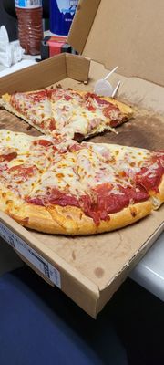 DEFELICE BROS PIZZA - WHEELING - Updated December 2025 - 12 Photos & 23 ...