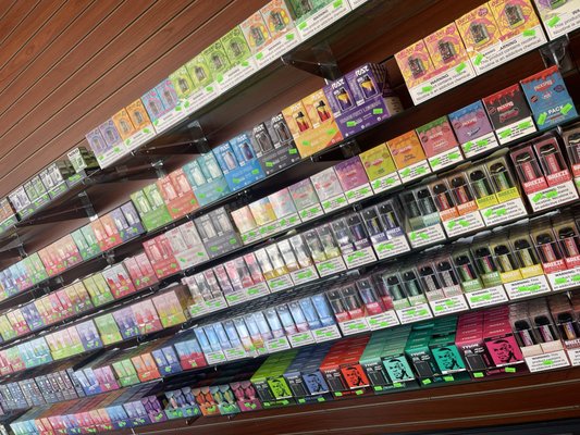 KING TOBACCO & VAPOR - Updated January 2026 - 11200 E Jefferson Ave ...