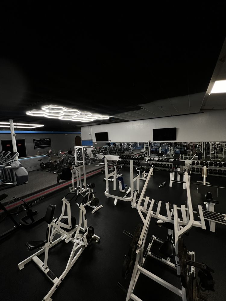 FUTURE FITNESS - Updated December 2025 - 33 Reviews - 729 Wilwick Way ...