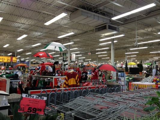 CANADIAN TIRE - Updated December 2025 - 36 Reviews - 9940 Macleod Trail ...