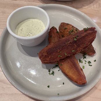 LUMA BAR & EATERY - Updated July 2024 - 240 Photos & 79 Reviews - 50 E ...