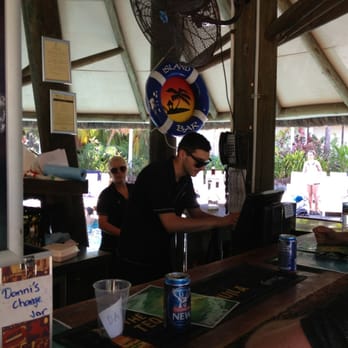 ISLAND BAR, HAMILTON ISLAND - Updated December 2025 - 12 Photos ...