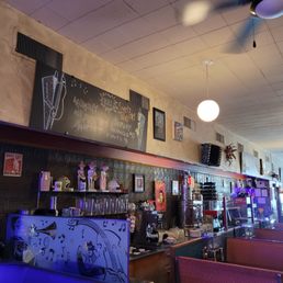 DADEO - Updated December 2025 - 297 Photos & 305 Reviews - 10548A 82 ...