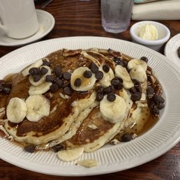 Q CAFE - Updated December 2025 - 105 Photos & 103 Reviews - 122 N Broad ...