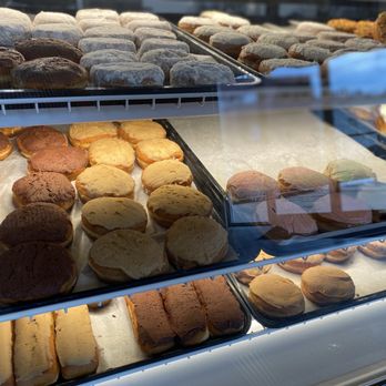 JACK’S DONUTS - Updated December 2025 - 19 Photos - 5612 E Washington ...