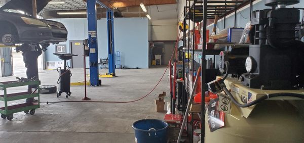 D&L AUTO REPAIR - Updated July 2025 - 15 Photos - 720 E Hammer Ln ...