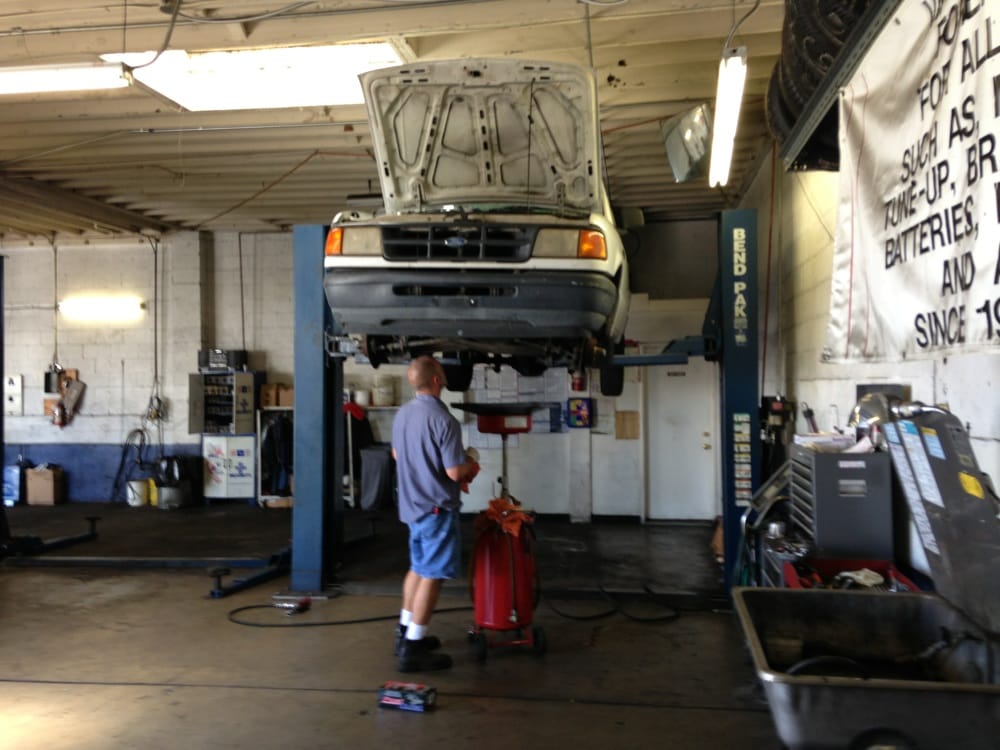 YELLOW INDEPENDENT CAB CO. - 5022 W Washington Blvd, Los Angeles ...