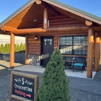 WOODLAND INNS - Updated October 2025 - 31 Photos & 37 Reviews - 711 S ...