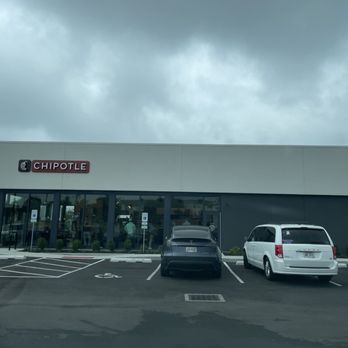CHIPOTLE MEXICAN GRILL - Updated July 2025 - 18 Photos - 10613 ...