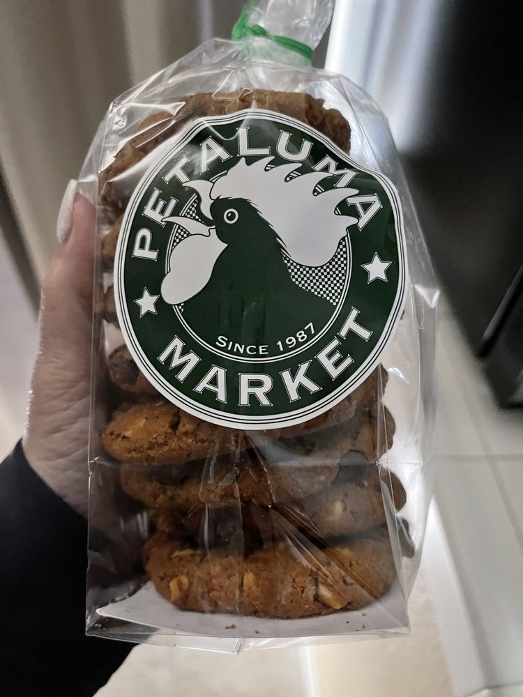 PETALUMA MARKET - Updated May 2024 - 60 Photos & 206 Reviews - 210 ...