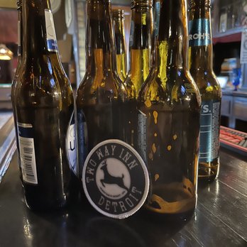 TWO WAY INN - Updated December 2025 - 73 Photos & 48 Reviews - 17897 Mt ...