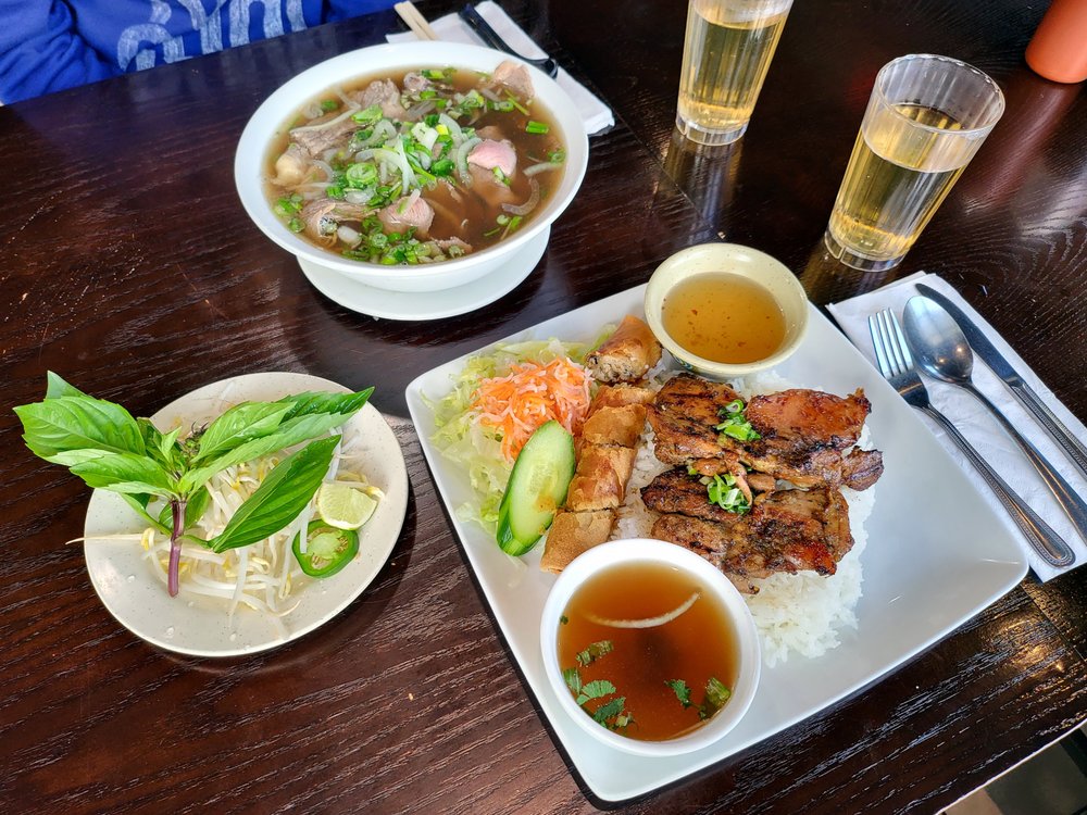 PHO TEN - Updated March 2025 - 135 Photos & 106 Reviews - 11080 No 5 ...