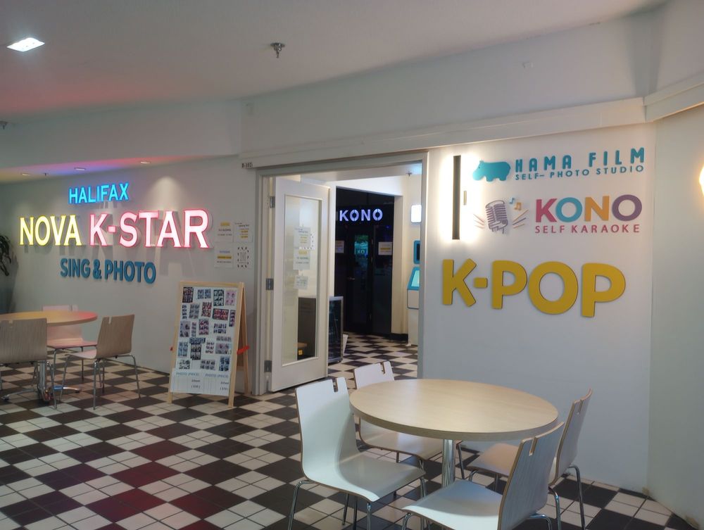 SPRING GARDEN PLACE SHOPS - Updated January 2026 - 16 Photos - 5640 ...