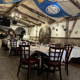 EDELWEISS RESTAURANT - Updated August 2024 - 358 Photos & 418 Reviews ...