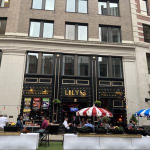 LILY’S BAR PIZZA PATIO - 58 Photos & 48 Reviews - 33 Batterymarch St ...
