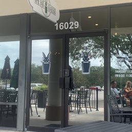 THE FAT RABBIT PUB - Updated July 2025 - 494 Photos & 445 Reviews ...