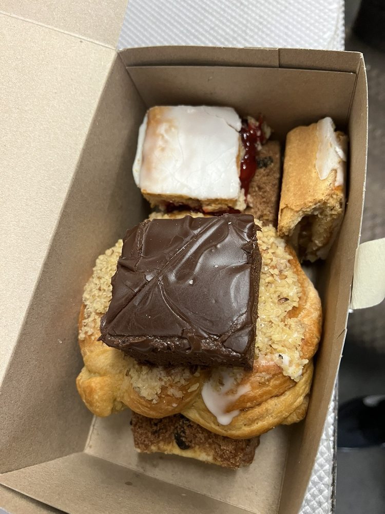 CHMURA’S BAKERY - Updated January 2026 - 41 Photos & 51 Reviews - 14 ...