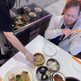 HAPPY AYCE HOT POT - Updated May 2024 - 1802 Photos & 1255 Reviews ...