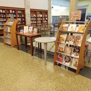 WALTHAM PUBLIC LIBRARY - Updated September 2025 - 22 Photos & 37 ...