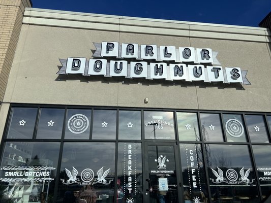 PARLOR DOUGHNUTS - 28 Photos & 17 Reviews - 482 Branson Landing Blvd ...