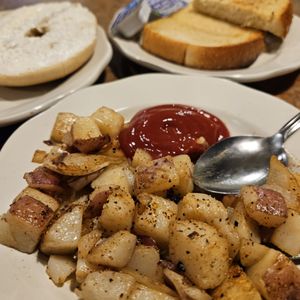 HIGHWAY 63 DINER - Updated December 2024 - 23 Photos & 68 Reviews ...