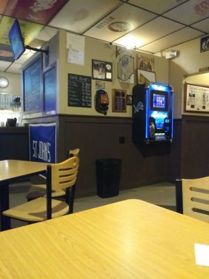 CHATTERBOX BAR & GRILL - 70 Photos & 35 Reviews - Burgers - 390 ...