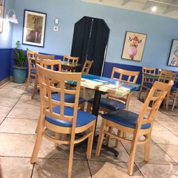 BLUE GIRAFFE RESTAURANT - Updated April 2025 - 235 Photos & 412 Reviews ...