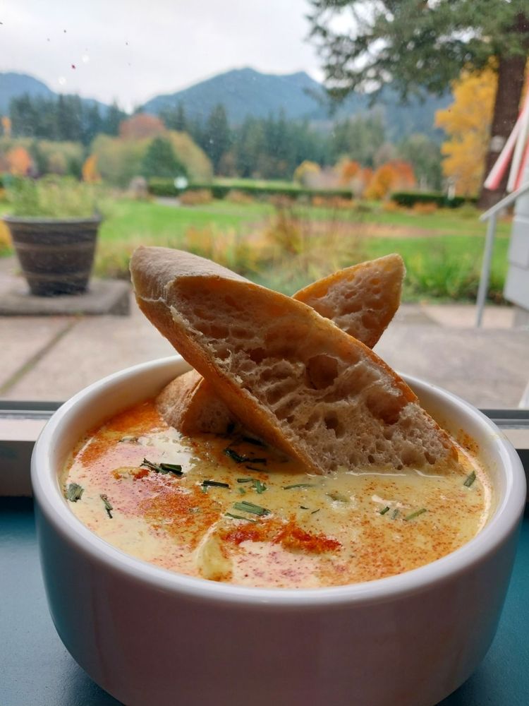 MALLARDS CAFE & PUB - Updated April 2025 - 38 Photos & 52 Reviews ...