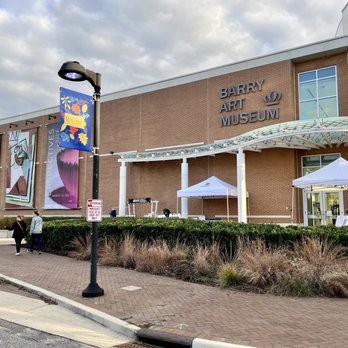BARRY ART MUSEUM - Updated January 2026 - 73 Photos - 1075 W 43rd St ...