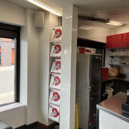 HELLO PIZZA - Updated October 2025 - 118 Photos & 185 Reviews - 3904 ...