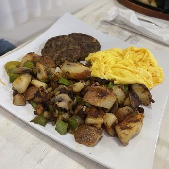 EGG TOWN - Updated January 2025 - 37 Photos & 29 Reviews - 5820 Ranch ...